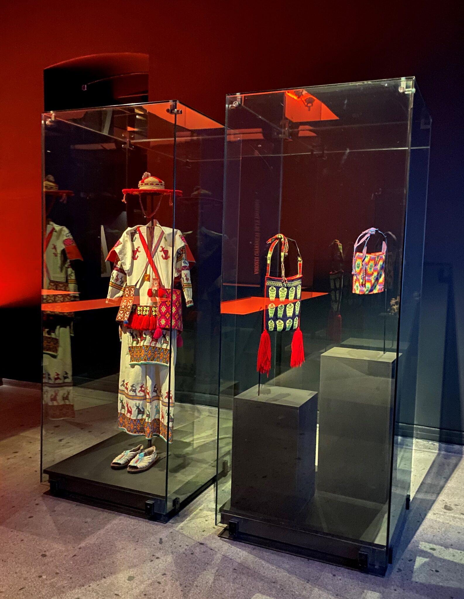 07 – Los Wixárika de México – Museo Chileno de Arte Precolombino